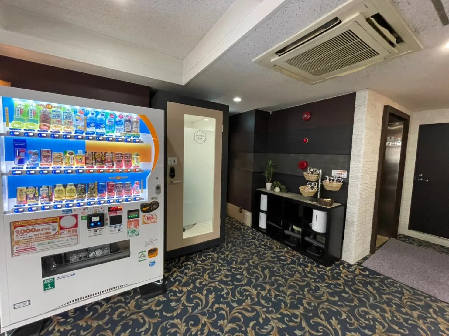 【CHATBOX ホテルノービス調布】No.1　Web会議・通話に最適/無料Wifi/電源ありの写真2