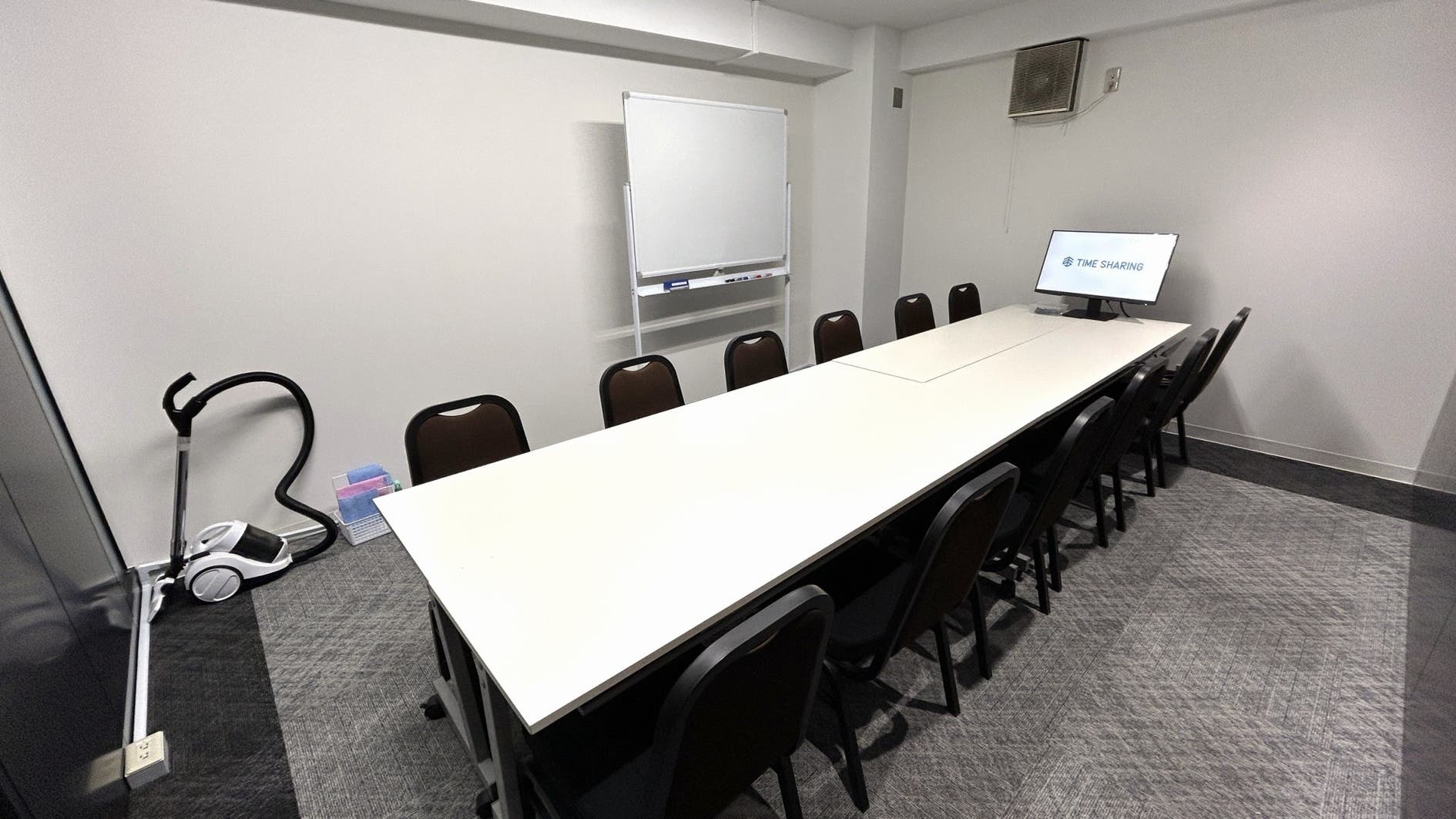 4A【内幸町駅 3分！便利な駅近♡】オプション料金0円で設備・備品使い放題♪便利な駅近♥の写真1