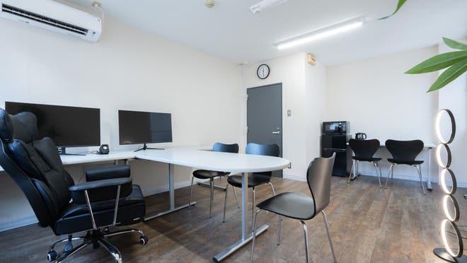 【 天満橋駅 徒歩1分 】静かな 個室 貸会議室 ワークスペース | 一人作業 / 少人数会議 / テレワーク対応 / 動画視聴の写真2