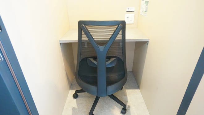 【CHATBOX 駅前中央ビル】No.2 Web会議・通話に最適/無料Wifi/電源ありの写真6