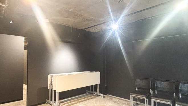 <2025年11月オープン>着座で最大20名まで利用可!イベント、セミナー、撮影、懇親会などに利用!大型モニター2台ありの写真12