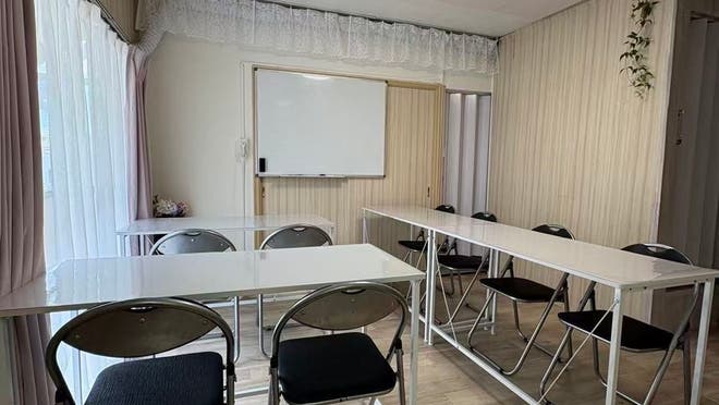 リモートワークスペース カテナ 大井町店 大井町駅西口から徒歩3分でアクセスも抜群のリモートワークスペース8階会議室の写真3