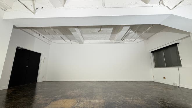 【西麻布】アパレルチームが立ち上げたHOUSE studio!!|撮る・つくる・整える|日常を表現に変える|ヴィンテージ什器多数の写真2