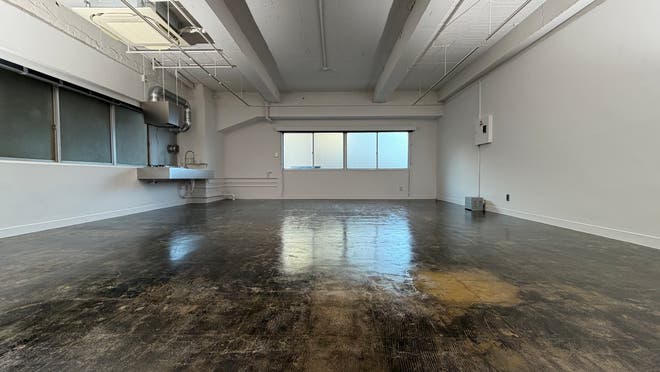 【西麻布】アパレルチームが立ち上げたHOUSE studio!!|撮る・つくる・整える|日常を表現に変える|ヴィンテージ什器多数の写真4