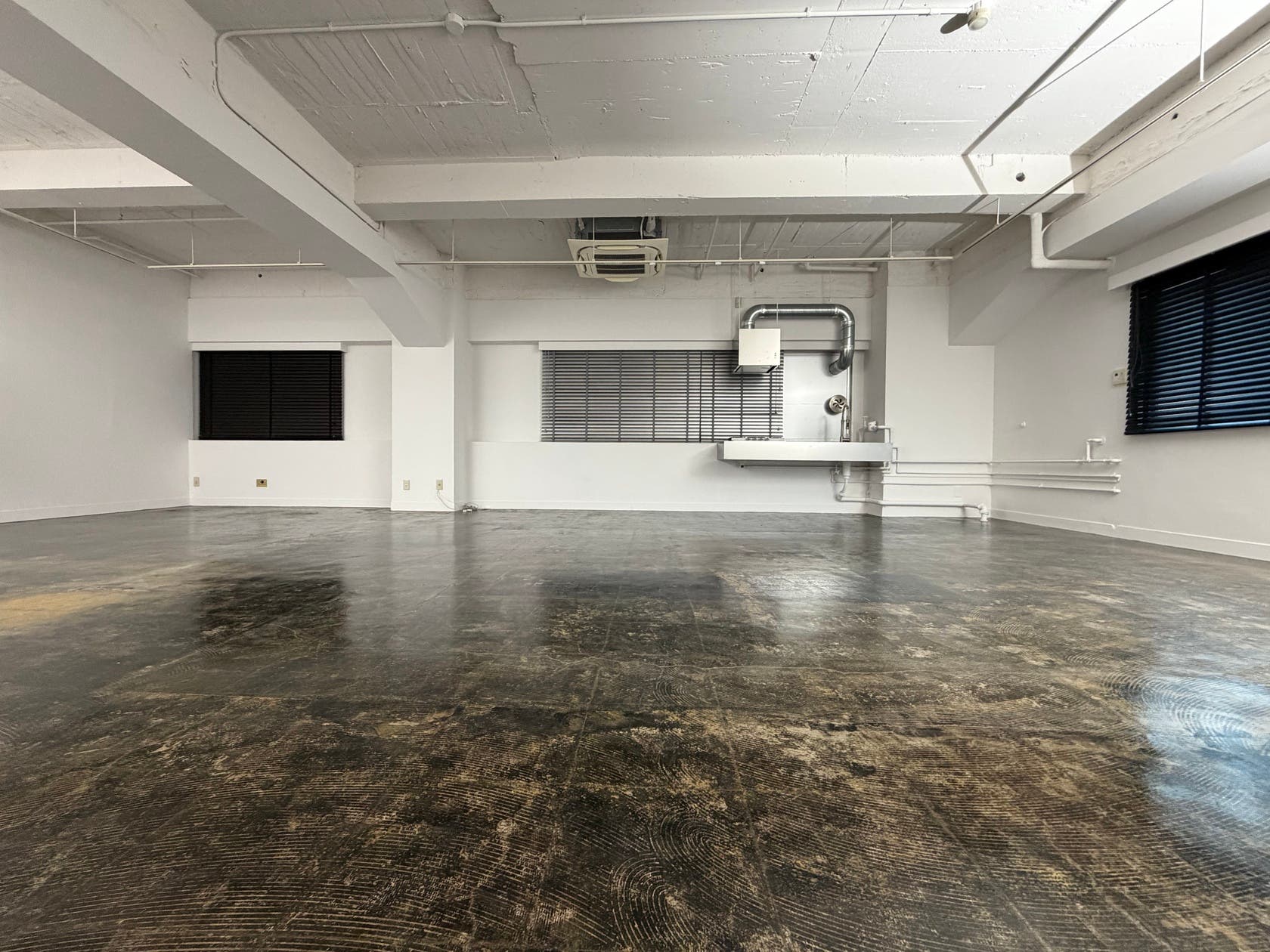 【西麻布】アパレルチームが立ち上げたHOUSE studio!!|撮る・つくる・整える|日常を表現に変える|ヴィンテージ什器多数の写真6