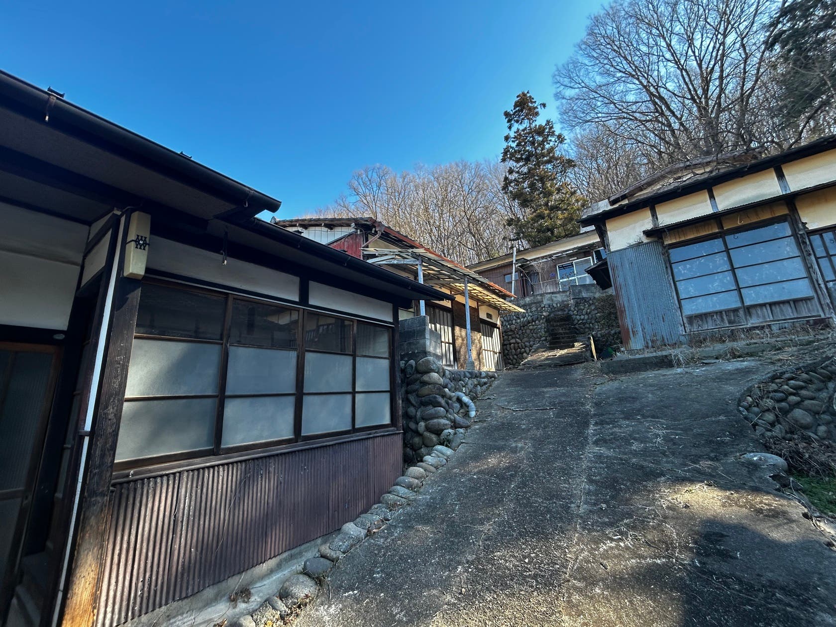 【足利市】一軒家まるごと異世界。ゴシック・和モダン・ホラーの3面スタジオ！コスプレ撮影スポットの写真11