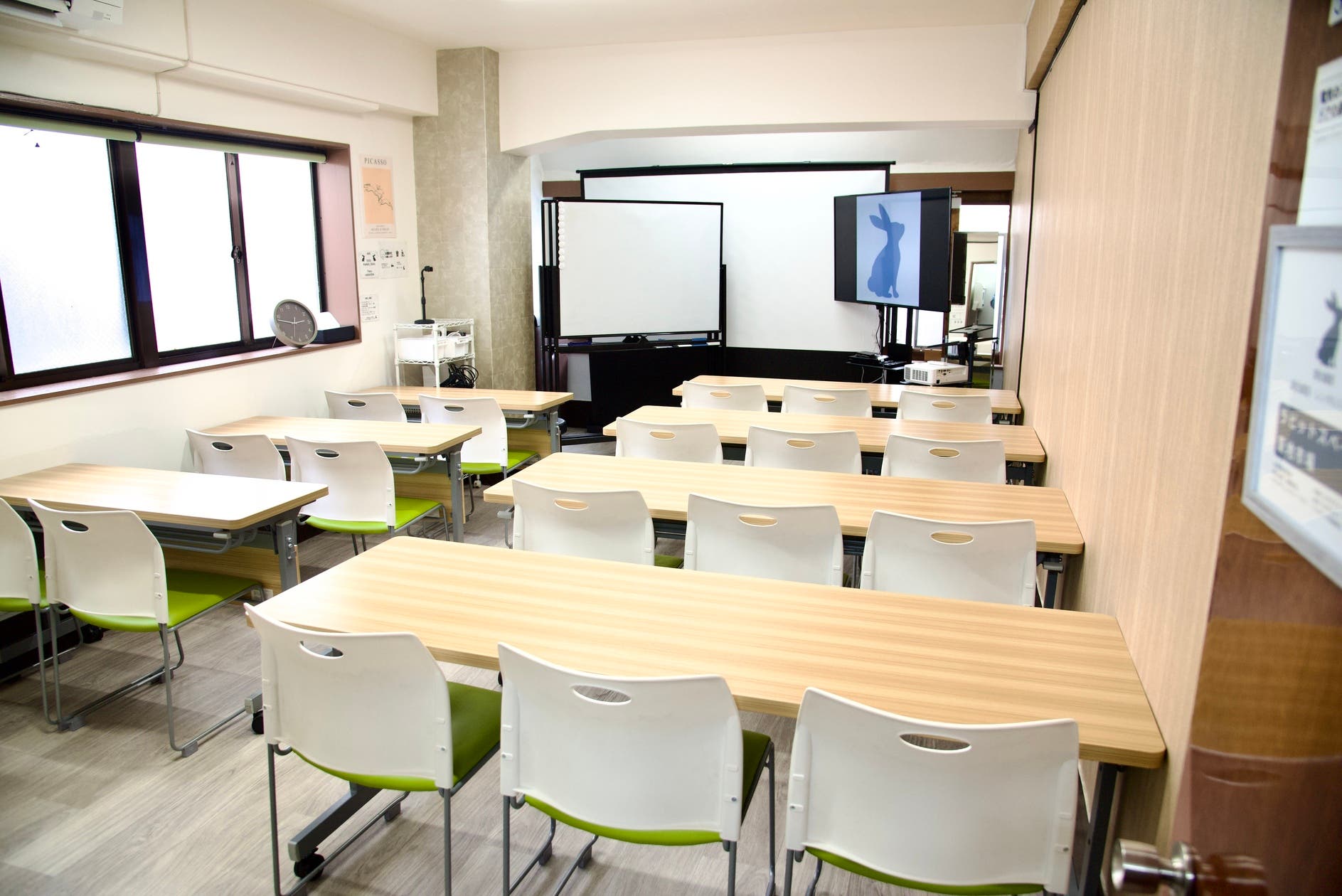 春です🌸【築地市場駅3分・築地駅4分】場外市場エリアの会議室・オフ会/24時間/最大20名/設備無料/高速wifiの写真2