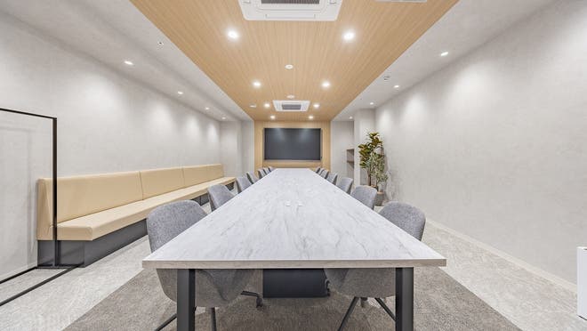 北浜駅徒歩4分、14名用会議室の写真1