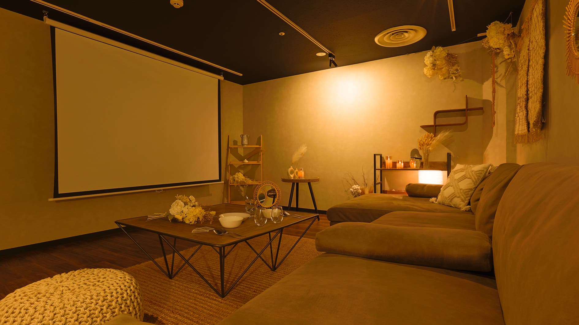 スペモ🥀デート💗プロジェクター🎥記念日🥂女子会💎パーティ🥂映画鑑賞🎬️MV撮影📸823_Atelier大阪梅田の写真2