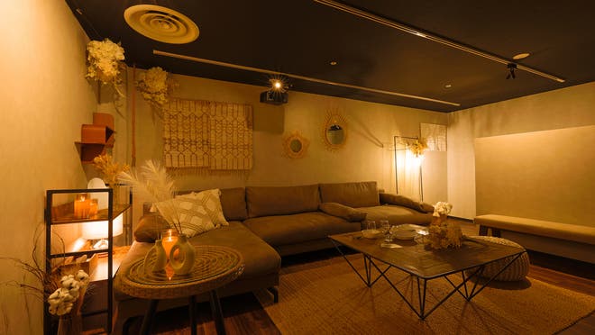 スペモ🥀デート💗プロジェクター🎥記念日🥂女子会💎パーティ🥂映画鑑賞🎬️MV撮影📸823_Atelier大阪梅田の写真3