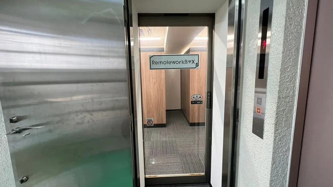 【CHATBOX 共新ビル】No.1 Web会議・通話に最適/無料Wifi/電源ありの写真4