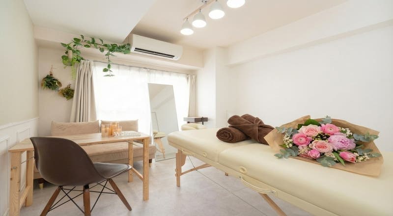 【01💐JR柏駅３分すぐ/ 癒し北欧スタイル✨】完全貸切のプライベートサロン💆‍♀️モール壁で高級感をグッと演出💐