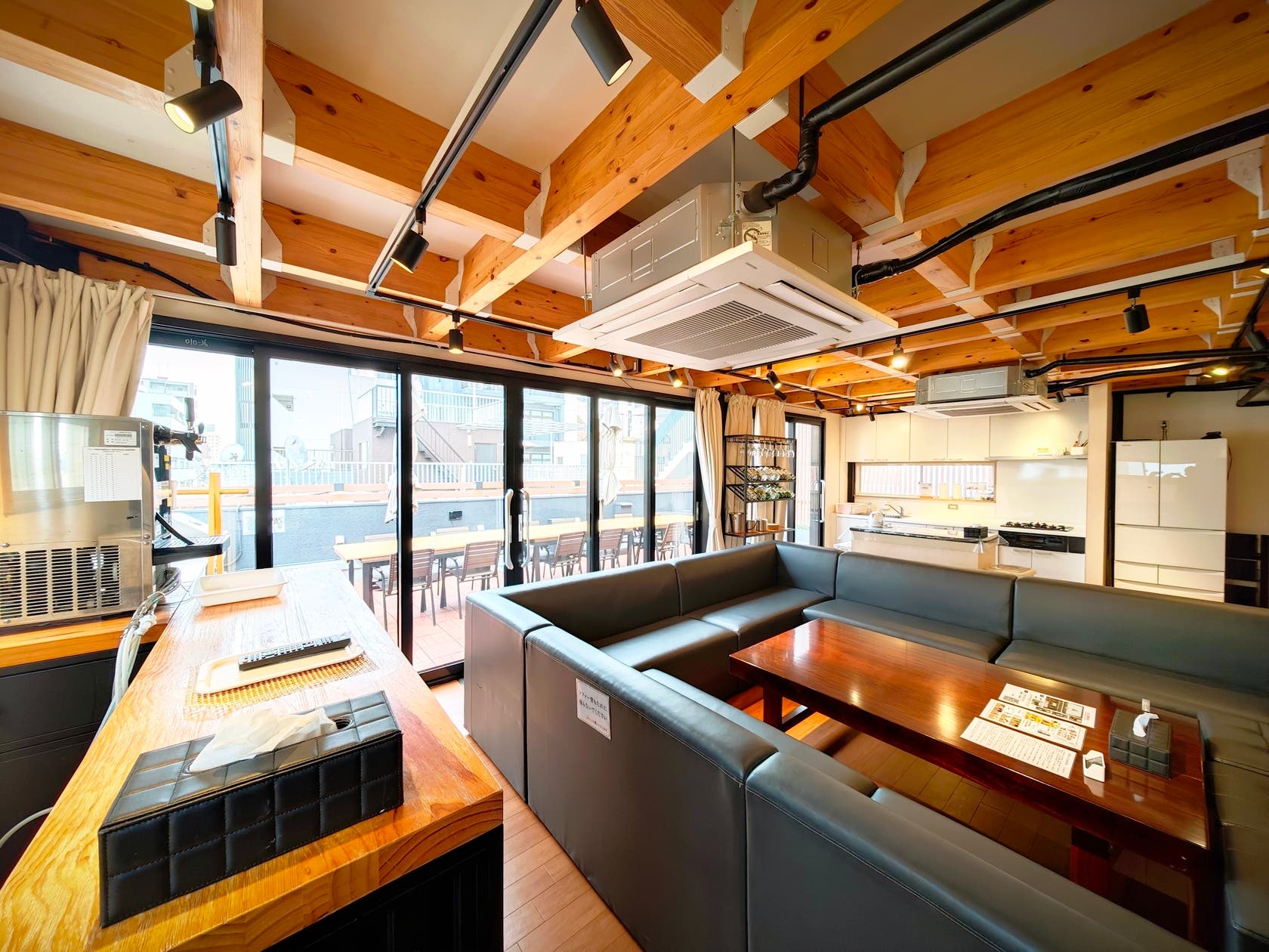 【池袋駅徒歩8分】テラスBBQ歓送迎会🎊女子会🌺大人数🙆‍♀️飲食ゴミ捨てOK🐪カラオケ🎤プロジェクター🎥製氷機ありの写真8