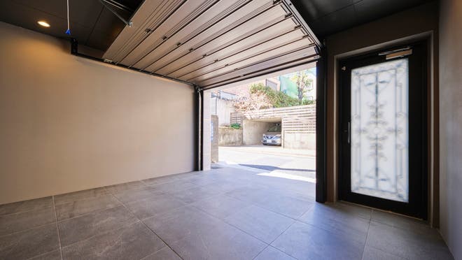 【表参道駅徒歩9分_完全貸切】 屋上からは東京タワーの夜景を一望できます。の写真5