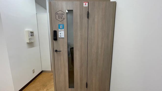 【CHATBOX 勉強カフェ 小平スタジオ】No.1 Web会議・通話に最適/無料Wifi/電源ありの写真4