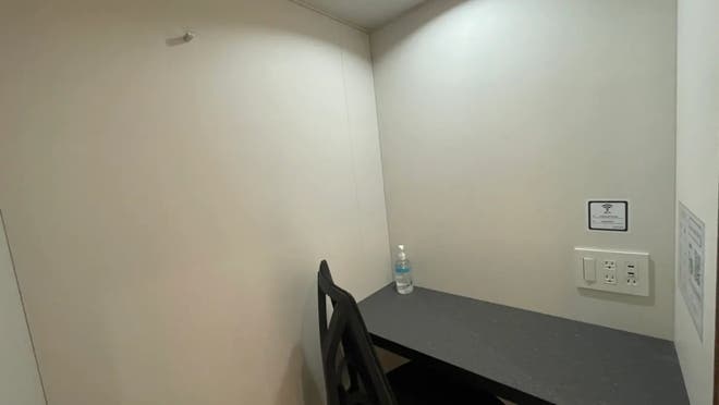 【CHATBOX 勉強カフェ 町田マルイスタジオ】No.1 Web会議・通話に最適/無料Wifi/電源ありの写真2