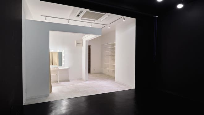 桜木町駅から徒歩11分|白ホリと黒背景が使える無料機材が豊富に揃った格安レンタル撮影スタジオの写真11