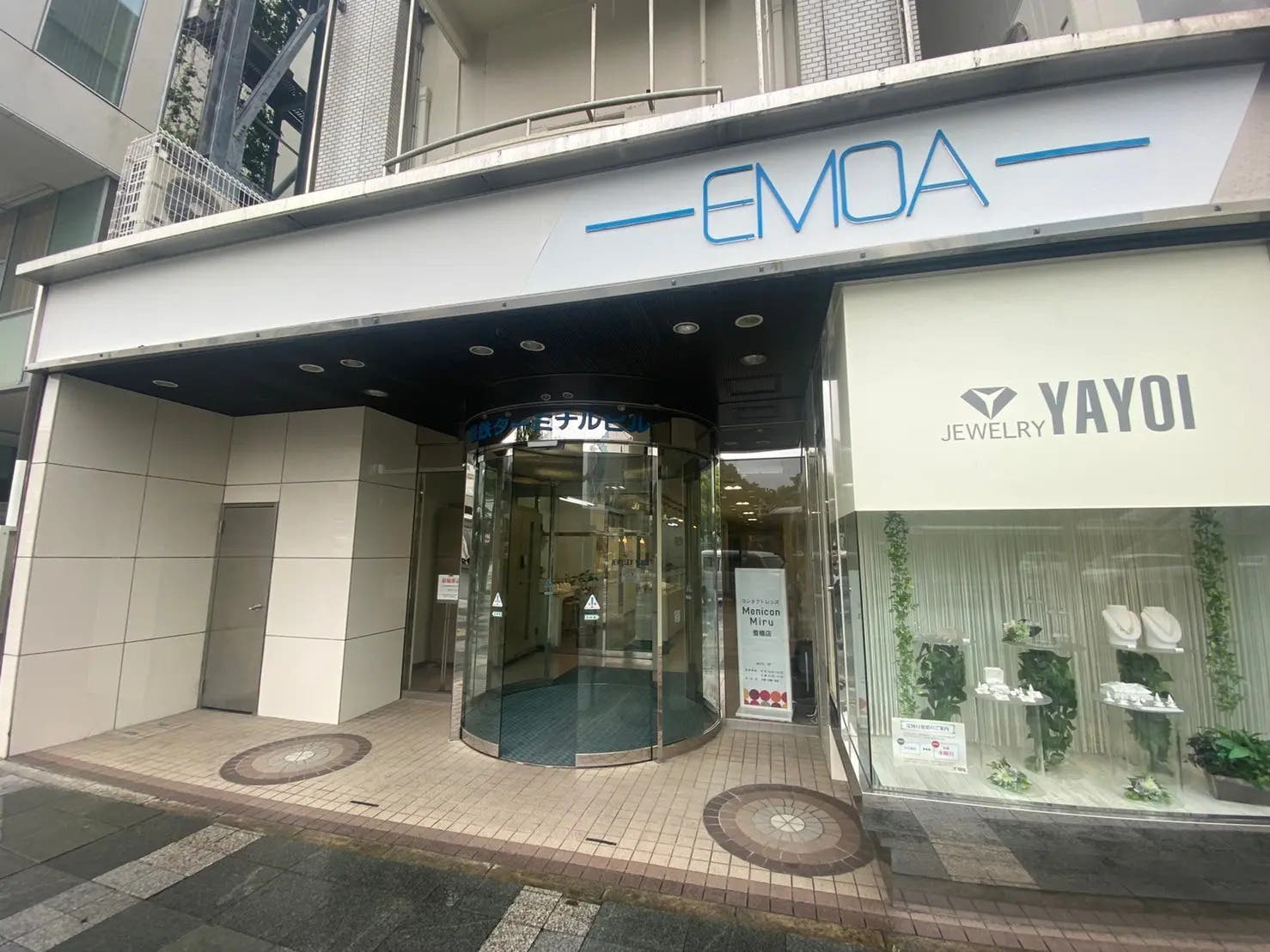 【CHATBOX 豊鉄ターミナルビル】No.1　Web会議・通話に最適/無料Wifi/電源ありの写真4