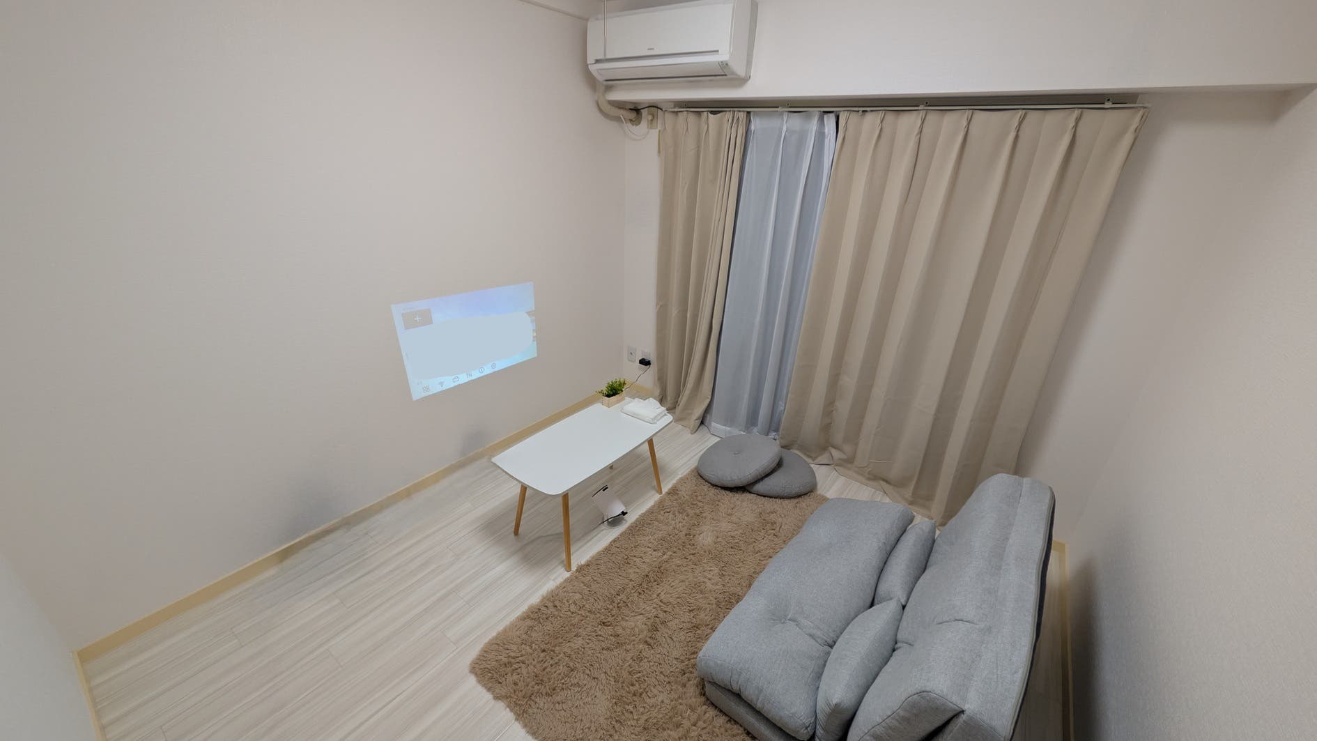 ★地域最安値★【柏駅徒歩3分🚉✨】柏プライベート空間　ボドゲ完備🎲 女子会👭 映画鑑賞🎬 宅飲🍻 デート💖の写真1