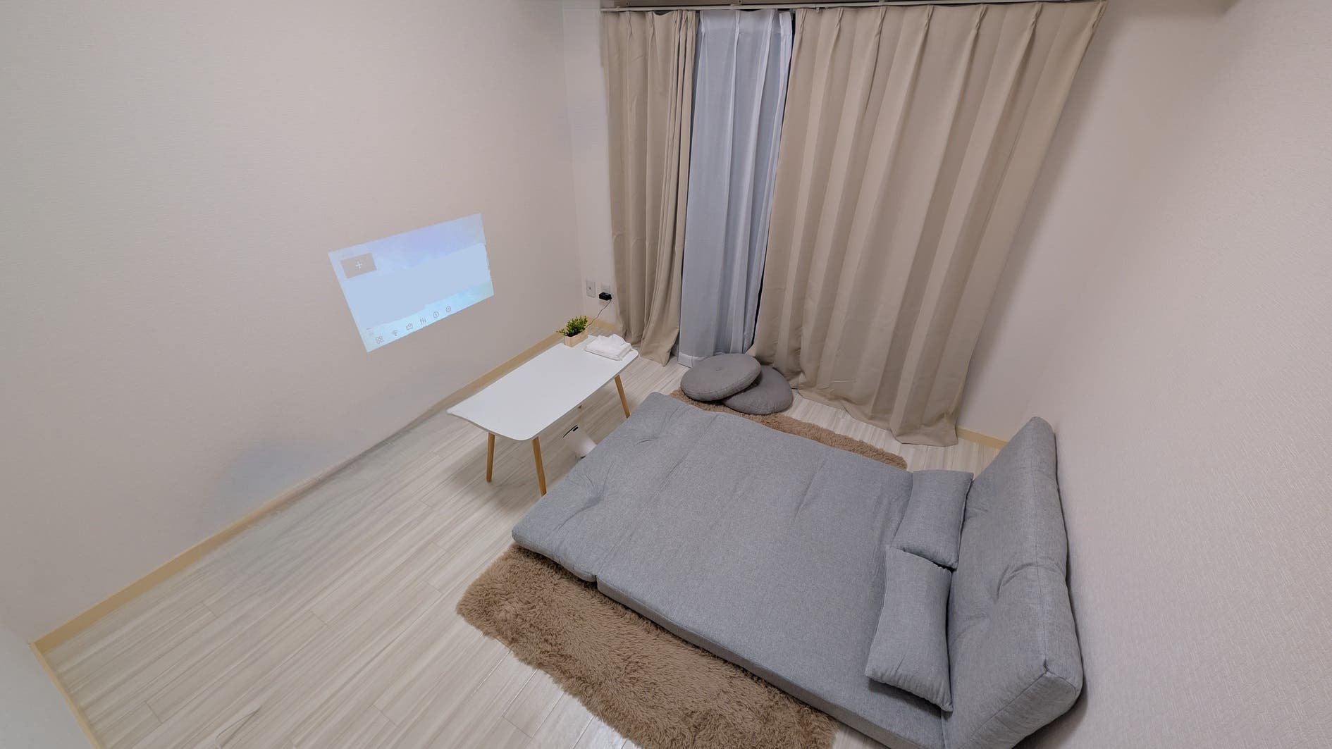 ★地域最安値★【柏駅徒歩3分🚉✨】柏プライベート空間　ボドゲ完備🎲 女子会👭 映画鑑賞🎬 宅飲🍻 デート💖の写真2