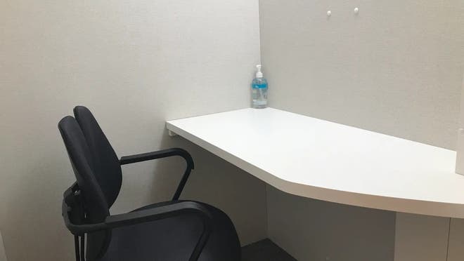 【QUICK solo 東急プラザ渋谷】No.2 完全個室⭐️Wi-Fi無料!テレワーク/Zoom/自習の写真2