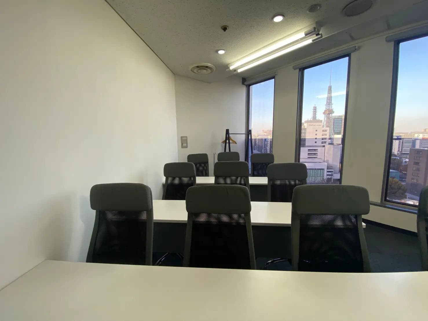 【スカイル カンファレンスルーム】　完全個室・最大12名収容の会議室・Wi-Fi無料！の写真4