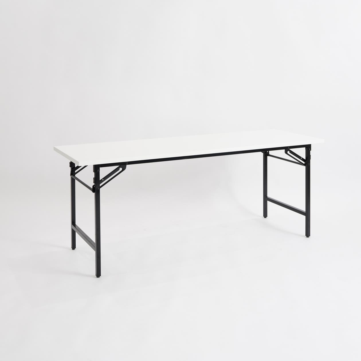 明治神宮前出口より徒歩２分の撮影スタジオ・壁面鏡張りのため、ダンススタジオとしても利用可能の写真17