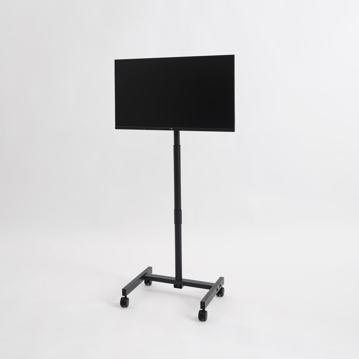 明治神宮前出口より徒歩２分の撮影スタジオ・壁面鏡張りのため、ダンススタジオとしても利用可能の写真18