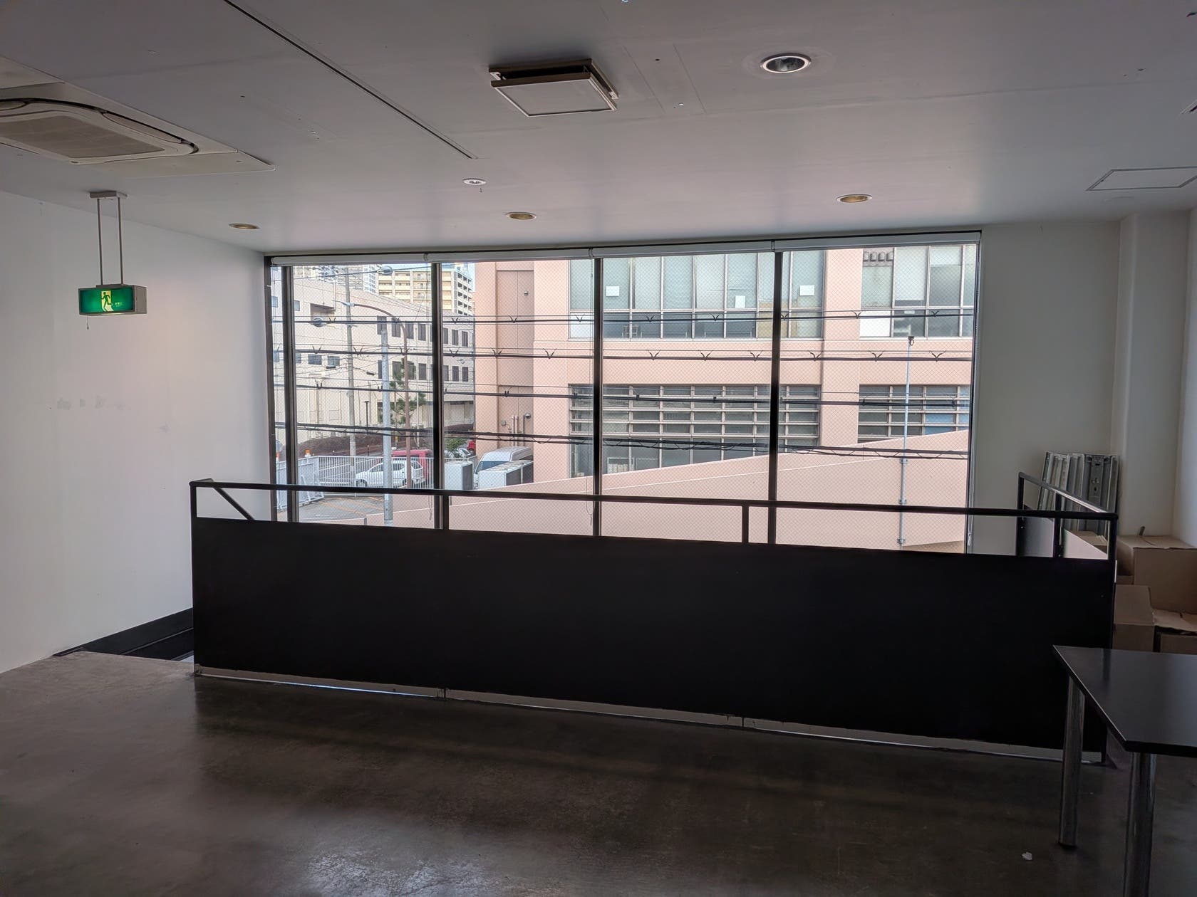 大阪梅田のSAKE醸造所2Fのギャラリー/レンタルスペース。展示会、音楽、ポップアップ、マルシェなどに。の写真4