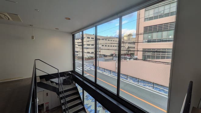 大阪梅田のSAKE醸造所2Fのギャラリー/レンタルスペース。展示会、音楽、ポップアップ、マルシェなどに。の写真5