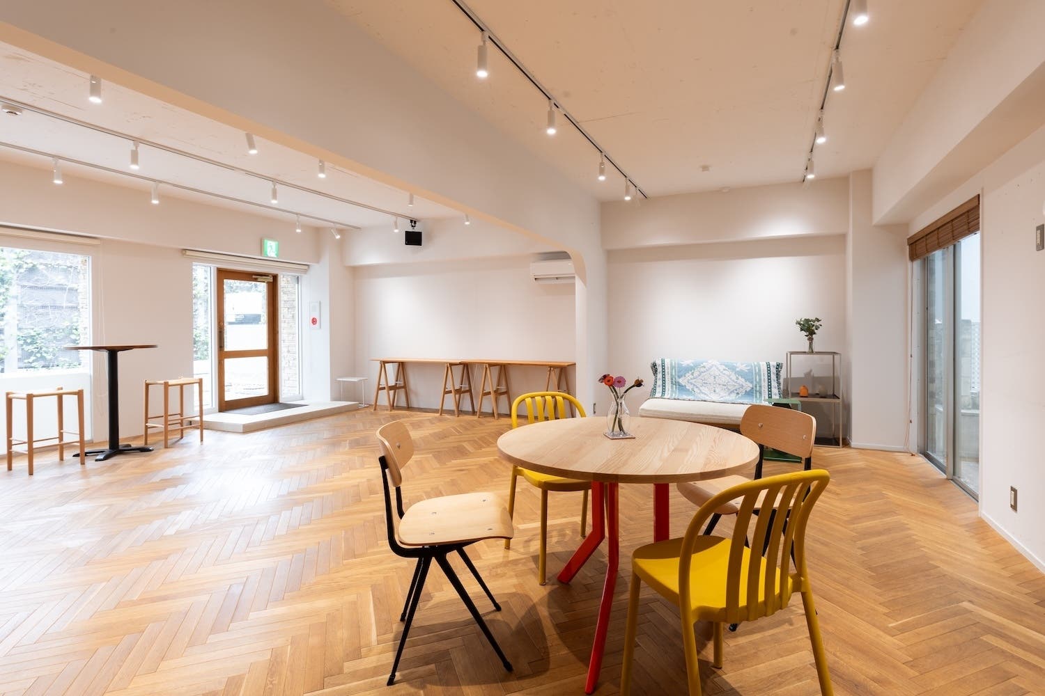 【表参道駅より徒歩7分/ 表参道SIDEWALK店】ポップアップショップやイベントにおすすめの路面スペースの写真7