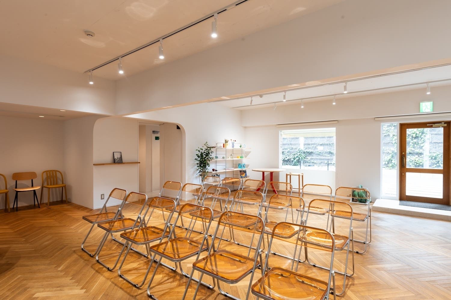 【表参道駅より徒歩7分/ 表参道SIDEWALK店】ポップアップショップやイベントにおすすめの路面スペースの写真10