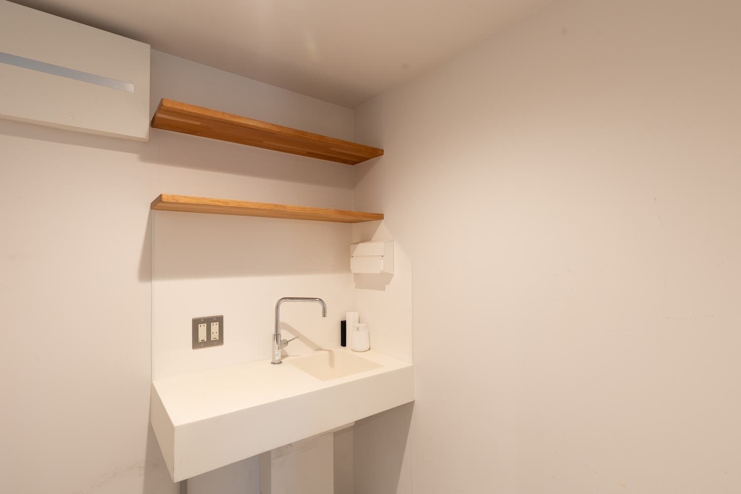 【表参道駅より徒歩7分/ 表参道SIDEWALK店】ポップアップショップやイベントにおすすめの路面スペースの写真14