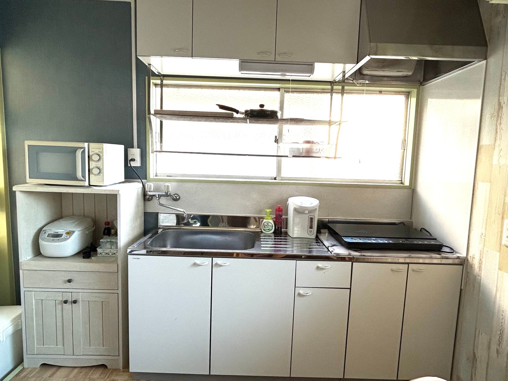 広い一軒家の一階部分貸し出し、高松駅、港徒歩5分、スーパー1分、海、浜辺2分。の写真17