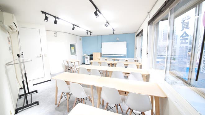 <MG4>大阪駅から2駅! 駅チカ!会議、ボドゲetc OK! ホワイトボード/プロジェクター/Wi-Fi完備!の写真1