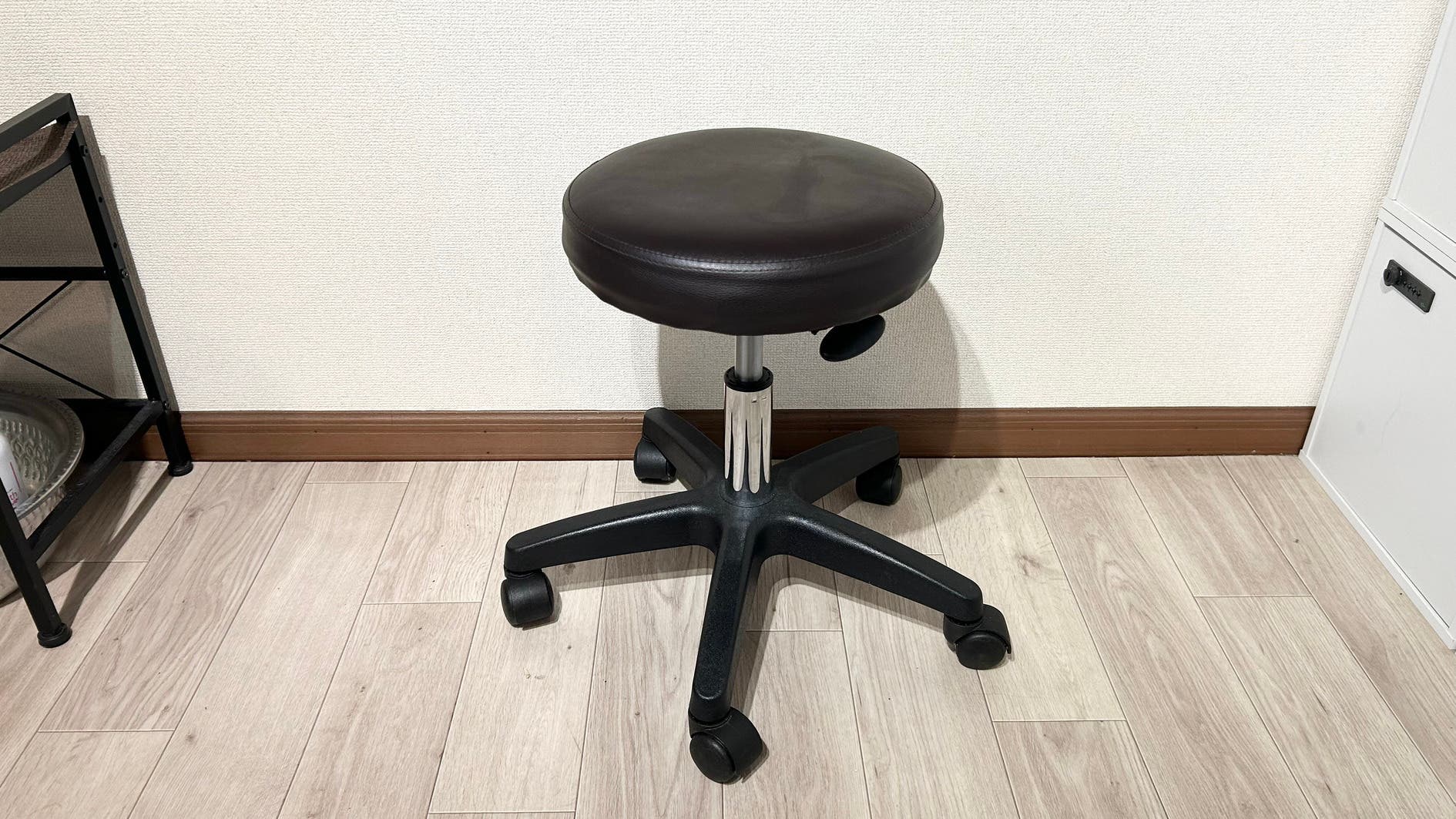 蒲田駅徒歩3分の好立地✨エステ・アロマ・整体・マッサージなどの多目的の施術に使える充実の設備・備品✨完全個室型のレンタルサロン✨の写真6