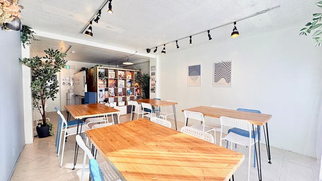 NEW!【麹町3分】最大24名着席🎉人気ボドゲ40種類以上♪大人気ボドゲカフェ貸切利用🚃懇親会/イベント利用にも🎤の写真1