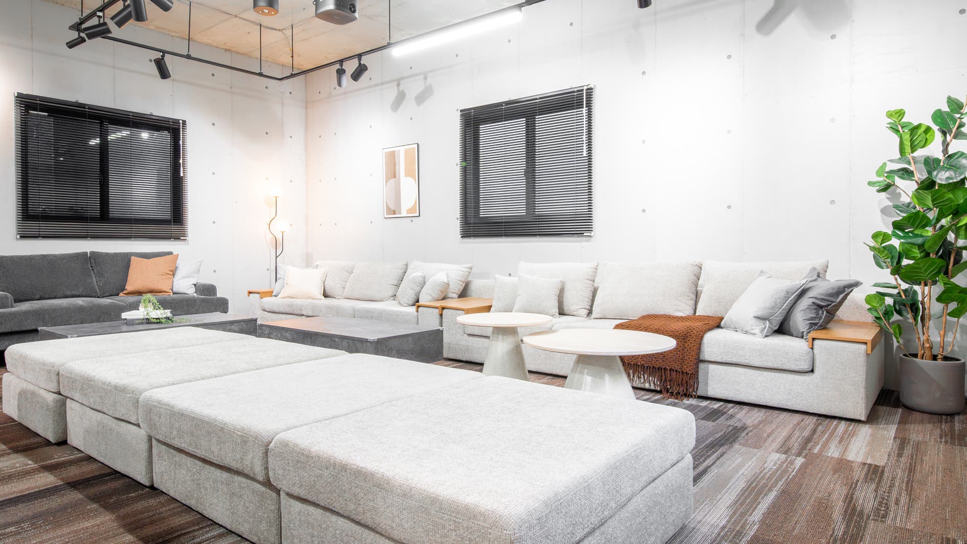 スペモ🏘️秋葉原徒歩6分✨会議💻️サテライトオフィス🏢セミナー💎撮影🎥815_MillionLOUNGE秋葉原の写真11