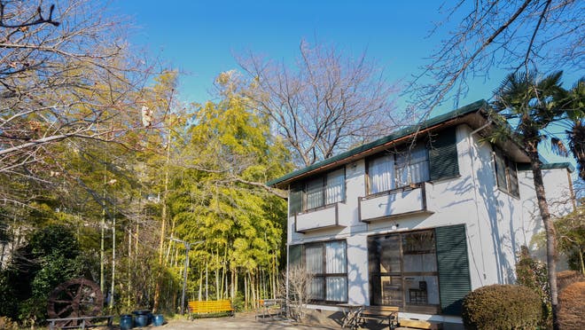 【相模原市】上溝駅徒歩7分。一軒家マルチスペース。餅つき臼貸出。多彩な部屋と広い庭のある隠れ家的寛ぎ空間。駐車無料。の写真1