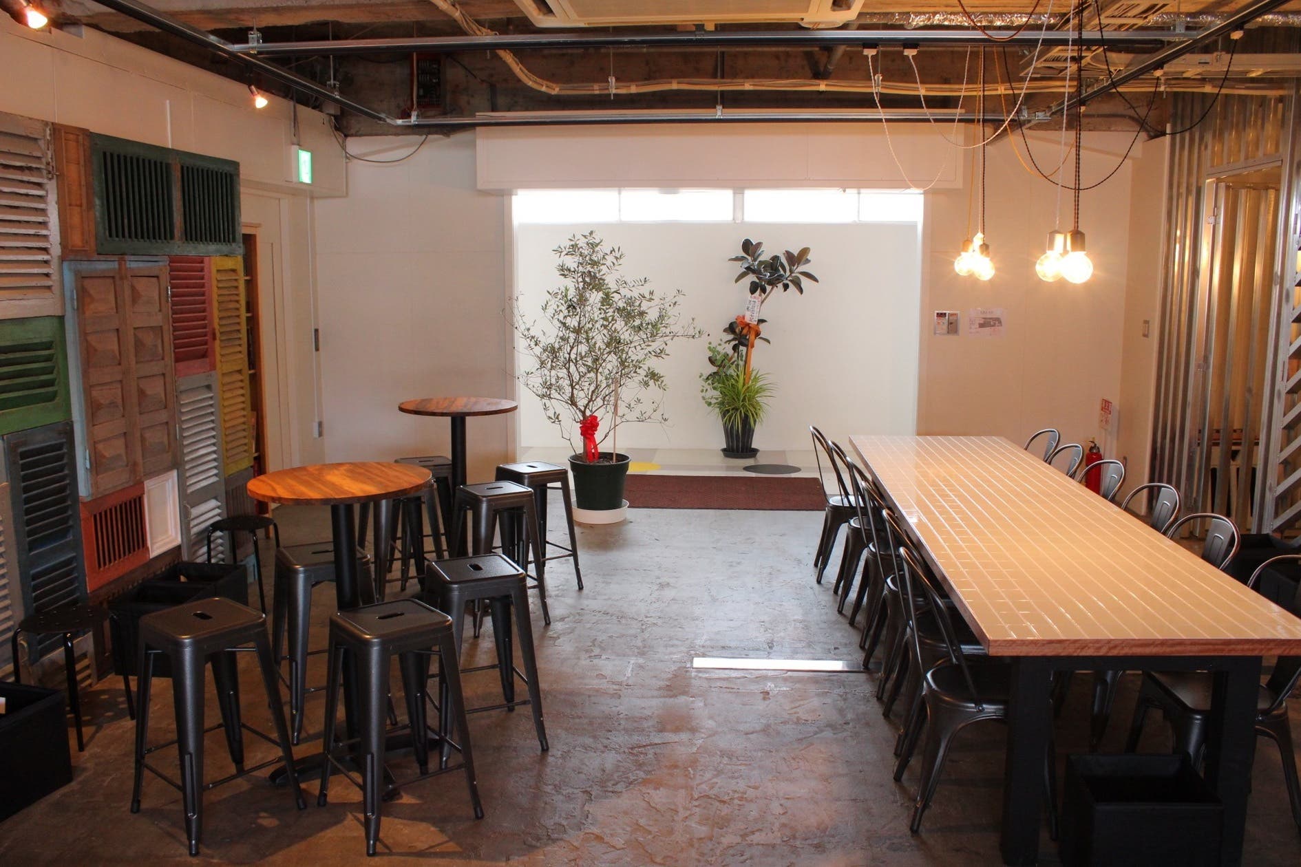 TangaTableダイニングエリアレンタルの写真2