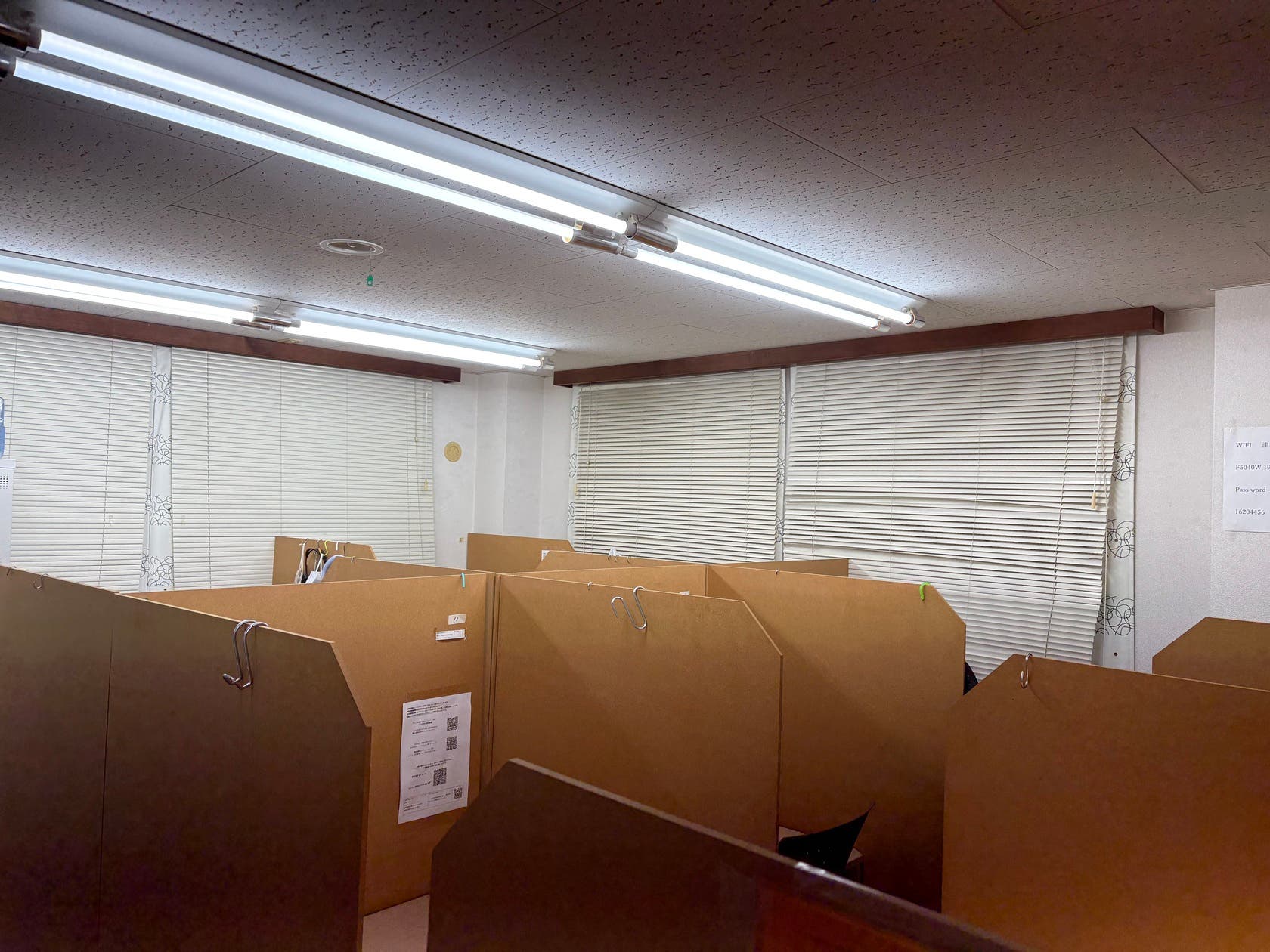 【津田沼駅 徒歩4分】24時間利用できるレンタル自習室 / Wifi利用可・集中して勉強や作業を進めたい場合などに！の写真3