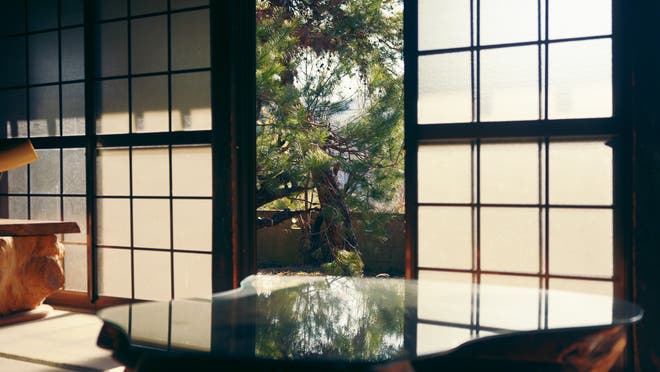 【山梨・大月】築150年超の古民家「えんがわ / engawa」|自然光溢れる縁側と和室と庭|撮影・ロケ・ワークショップなどにの写真9