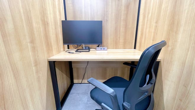 【モニター有り】河辺駅南口徒歩1分のコワーキングスペース No6(いいオフィス青梅河辺 by 95NJ )の写真1