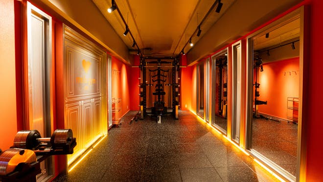 【新富町駅すぐ】清潔感・設備・デザイン、全てが整った完全個室ジム|トレーナーが信頼する圧倒的クオリティ🔥の写真2