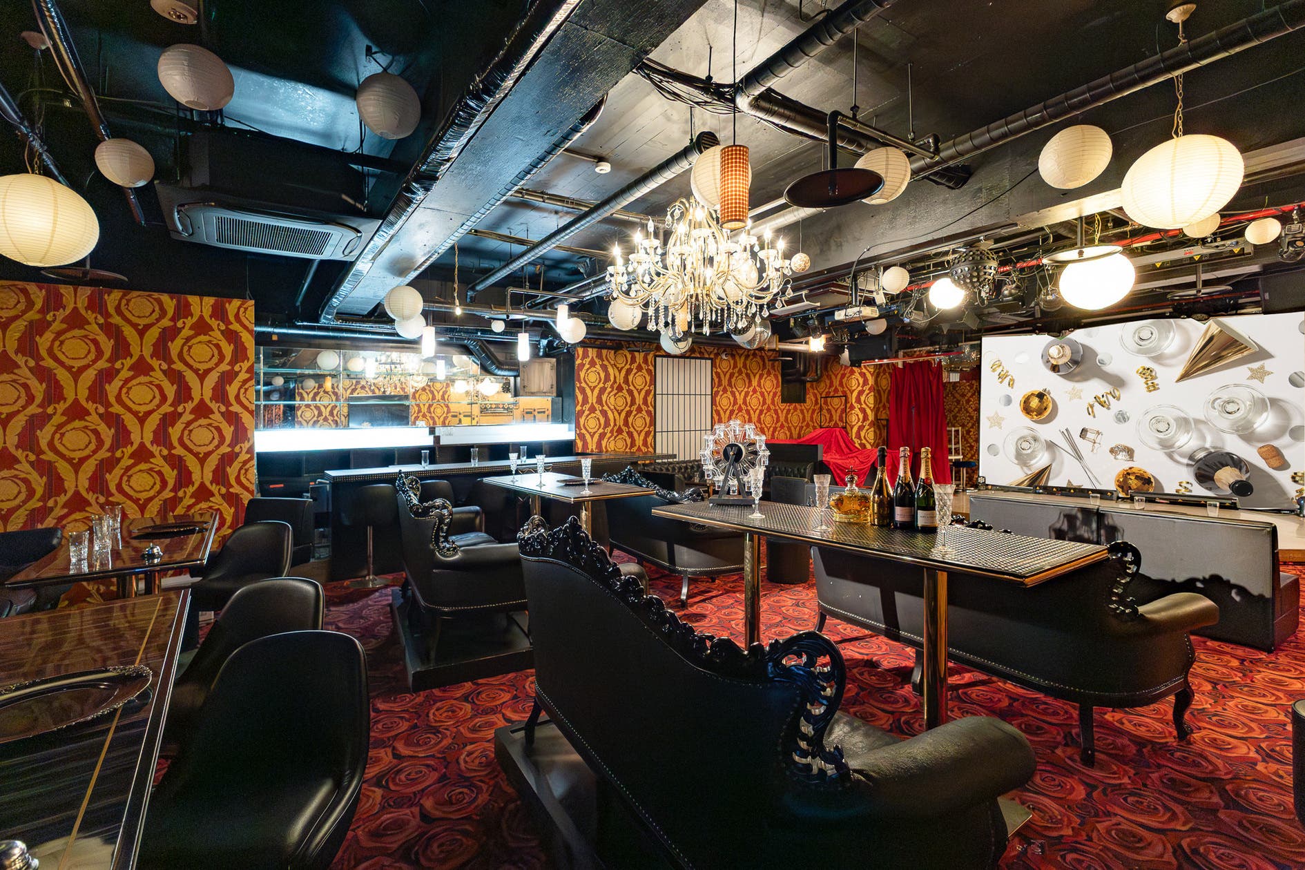 【なんば駅徒歩5分】パーティースペース_兎と薔薇‗24時間利用可能⏰バーカウンター付き！🍺【歓送迎会🎉】の写真1