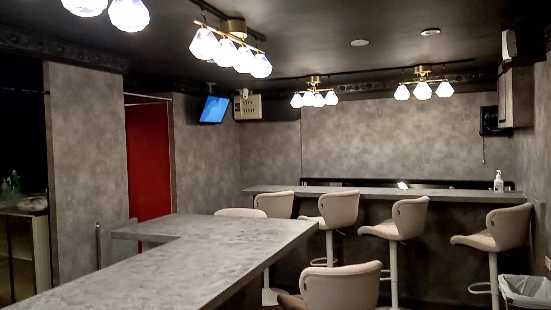 渋谷駅A0出口徒歩3分｜地下ライブ前後利用に最適｜カラオケ付完全貸切の写真1