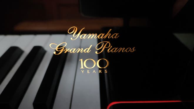 山形市|グランドピアノ2台完備のレンタル練習室の写真6