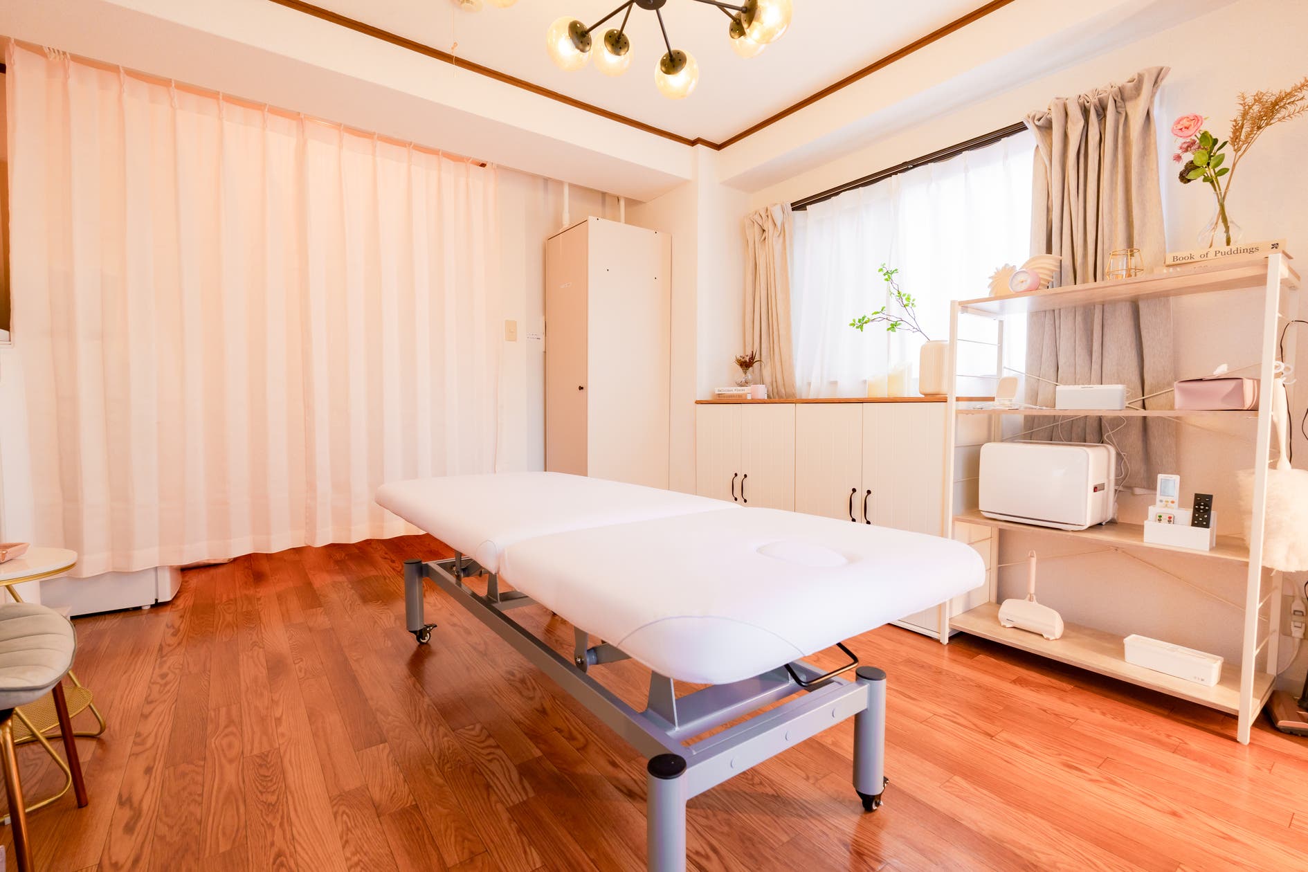 【✨OPEN 価格￥900～✨】心斎橋駅8分！長堀橋駅1分！上質でやさしい大人の完全個室サロン🪞の写真4