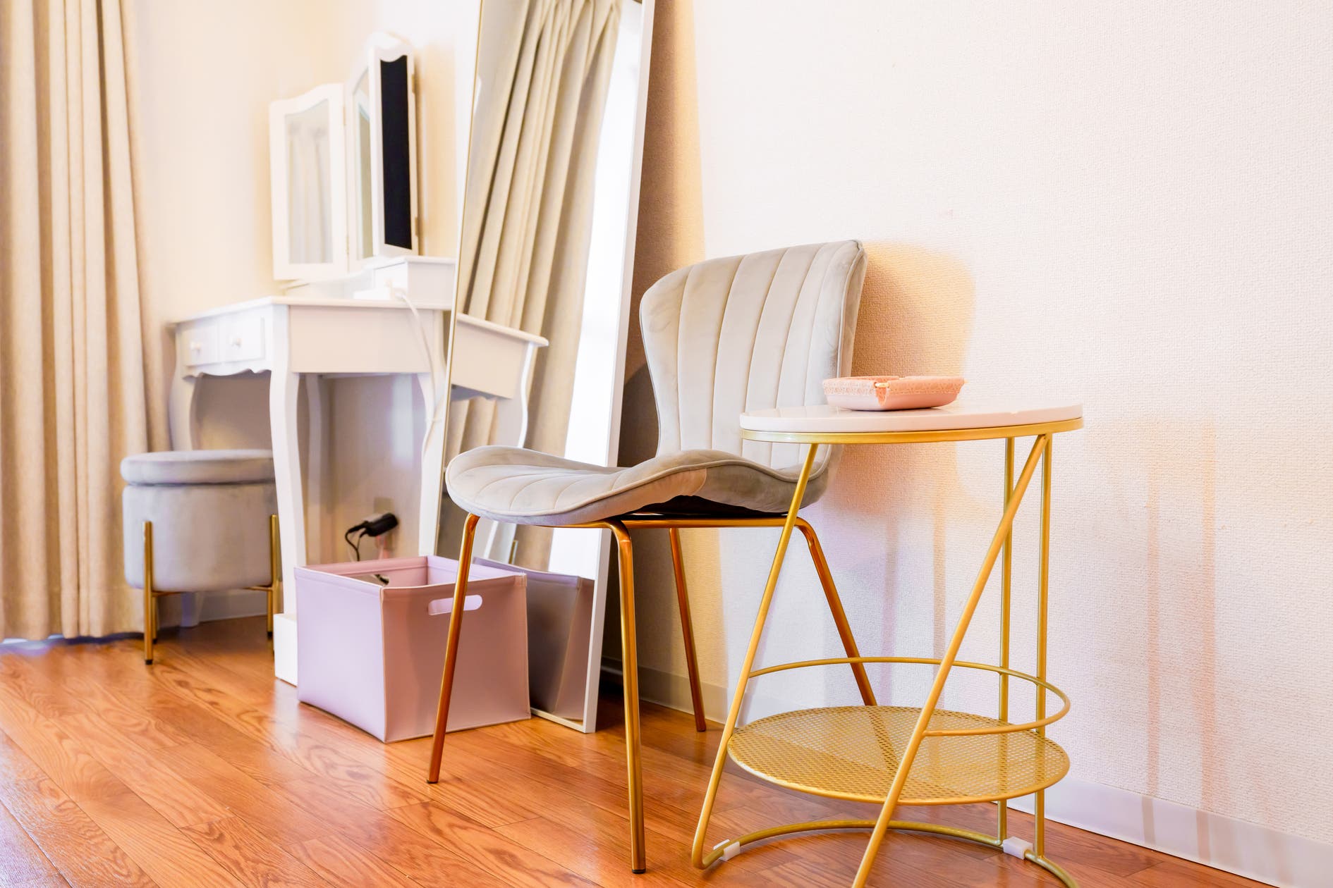 【✨OPEN 価格￥900～✨】心斎橋駅8分！長堀橋駅1分！上質でやさしい大人の完全個室サロン🪞の写真11