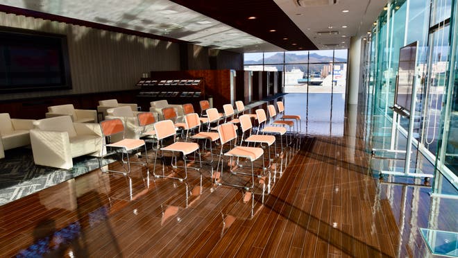 【トヨタモビリティ富山 高岡】国道8号線沿い!2階ショールームをまるごと利用可能!最大50名!イベント、研修、セミナーなどに!の写真6